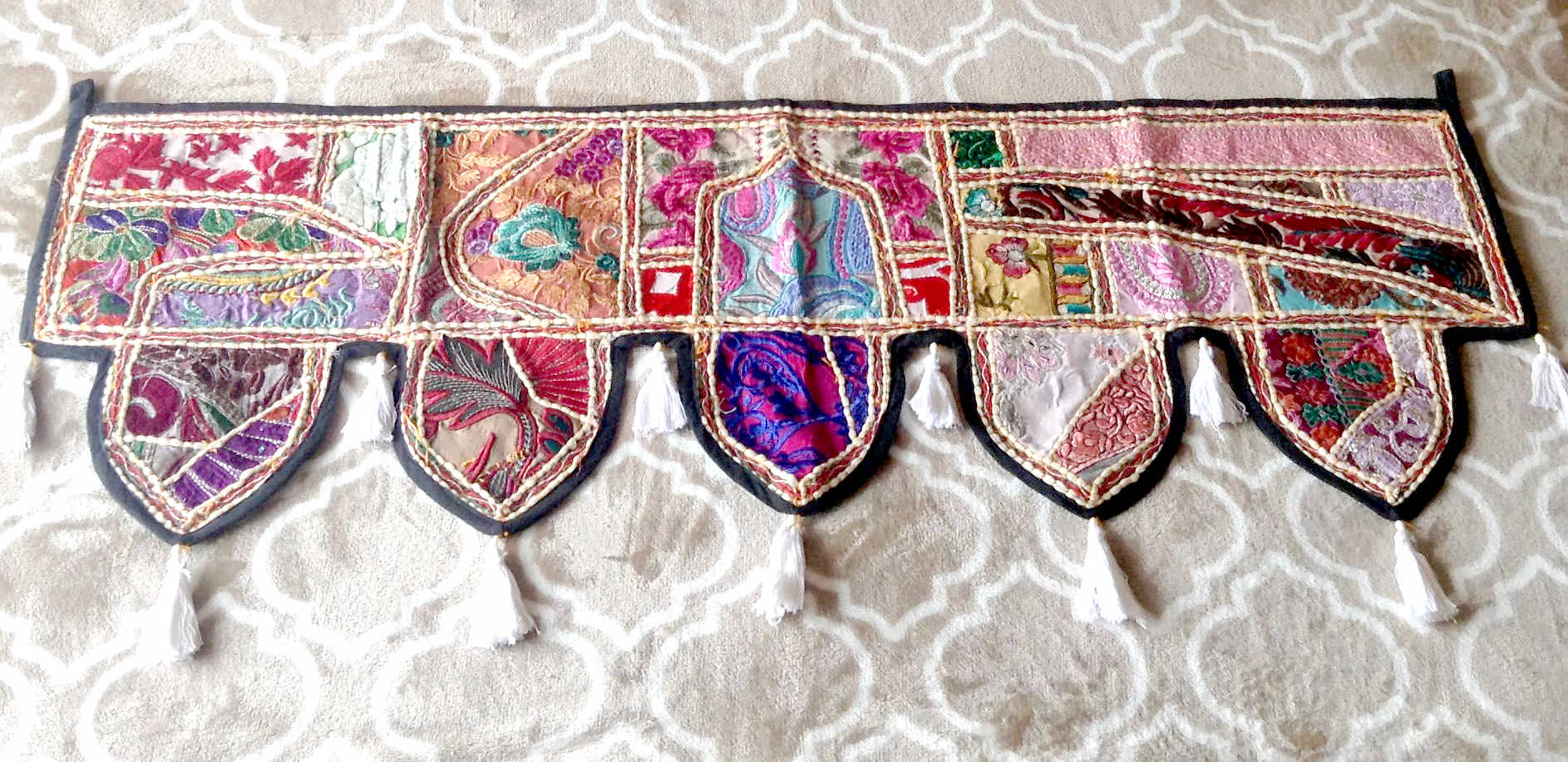 Bandô de porta indiano - bordado colorido – Bazar Indiano